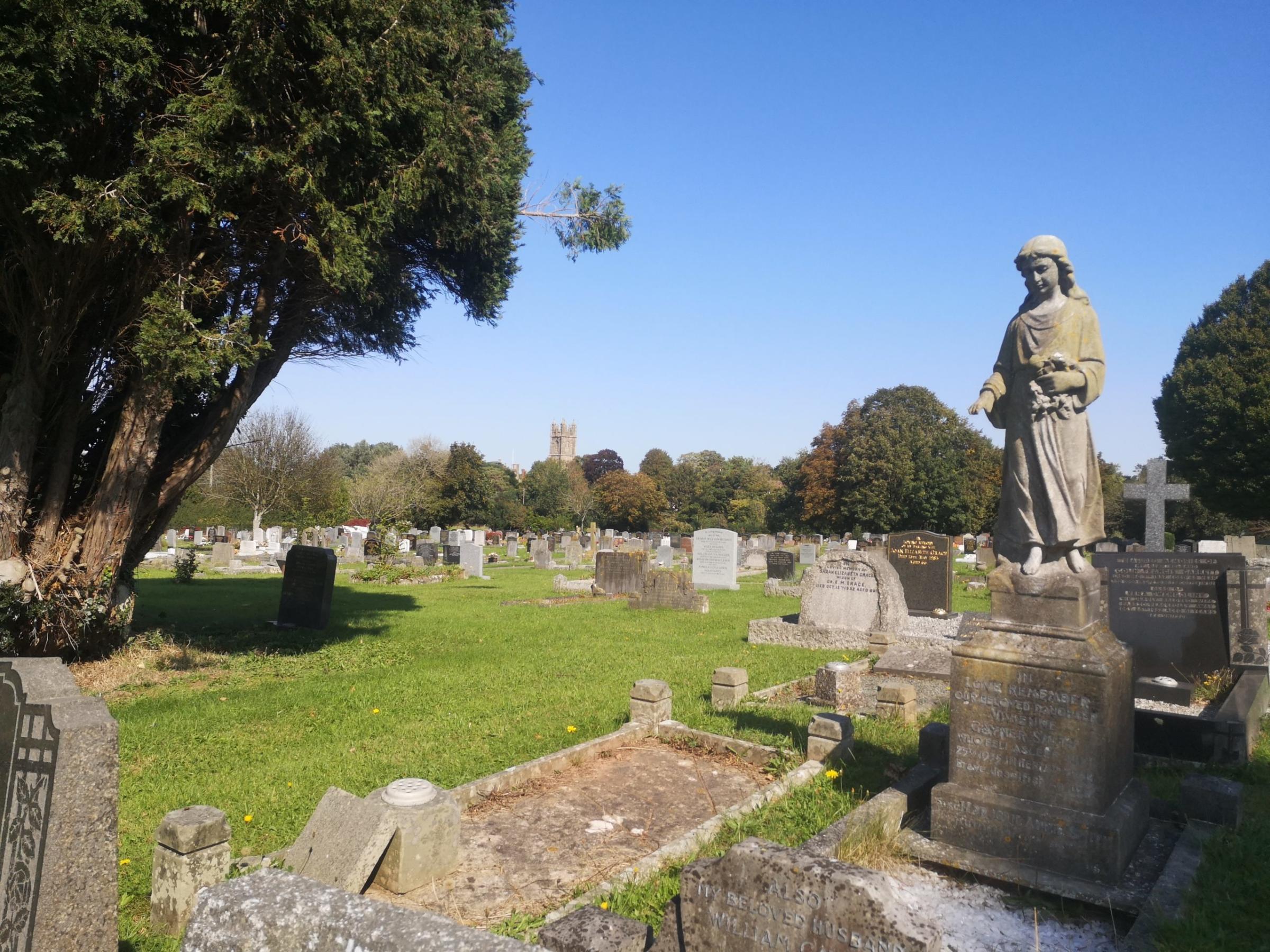 Thornbury Cemetery | Thornbury Town Council